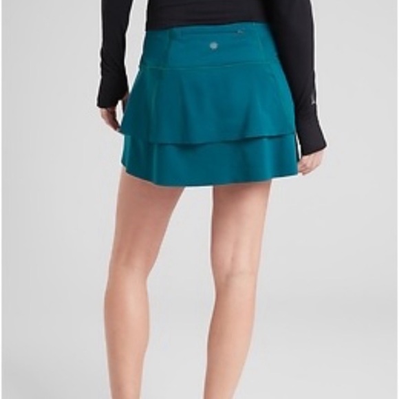 Athleta Skirts Athleta Momentum Skirtskortcoastal Teal L Poshmark